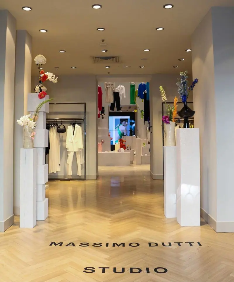 Massimo Dutti Installation • Wozere Studio